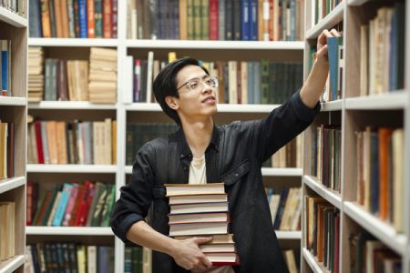 A complete guide to finding the right book editor - Oxbridge Editing