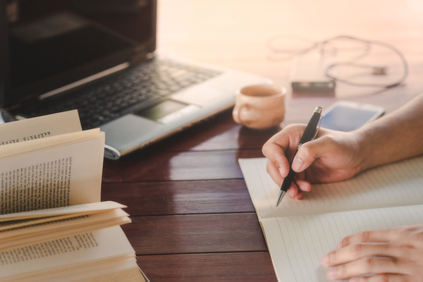 A complete guide to finding the right book editor - Oxbridge Editing A complete guide to finding the right book editor - Oxbridge Editing